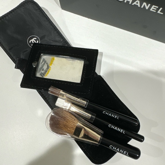 Makeup | Chanel Mini Brush Kit With Mirror Brand New | Poshmark